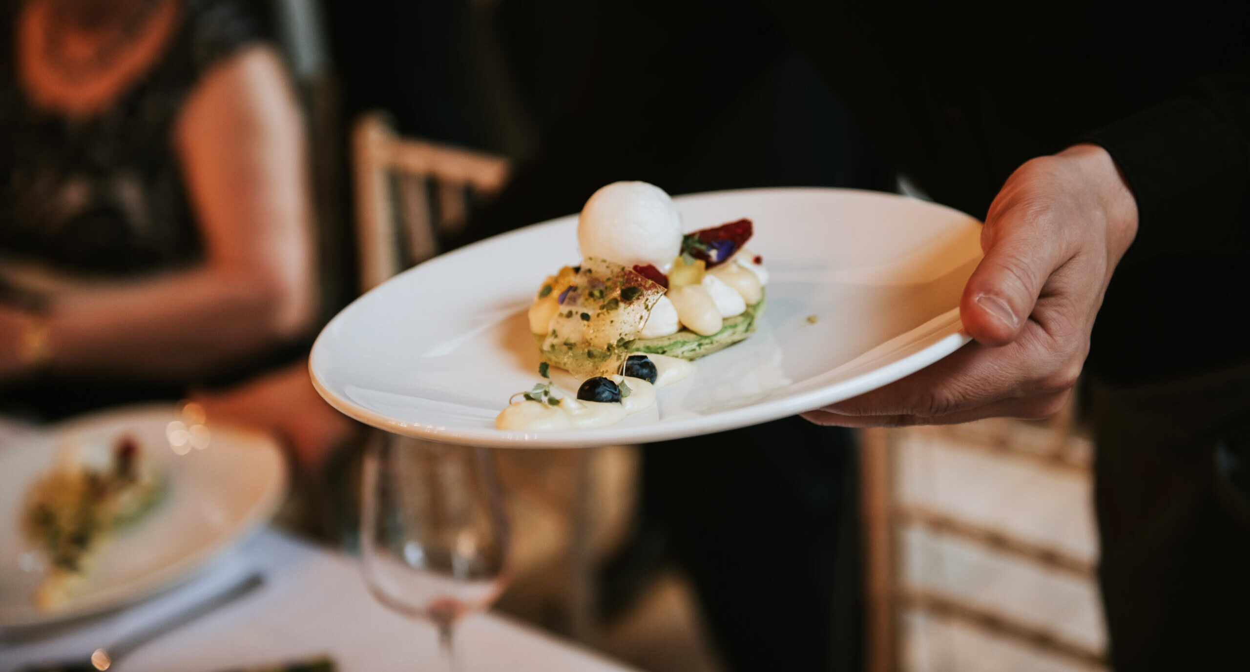 Wedding top table layout guide - The Brewery